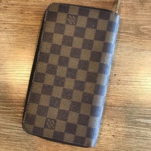 Women Louis Vuitton Checkered Bag on Poshmark